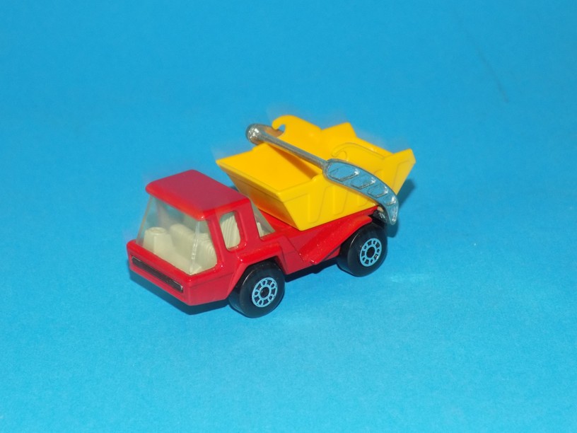 Matchbox N°37 - Skip Truck